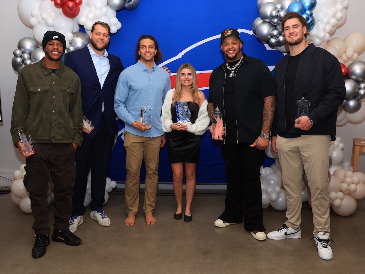 Buffalo Bills celebrate Ava Wylke's service to Ronald McDonald House