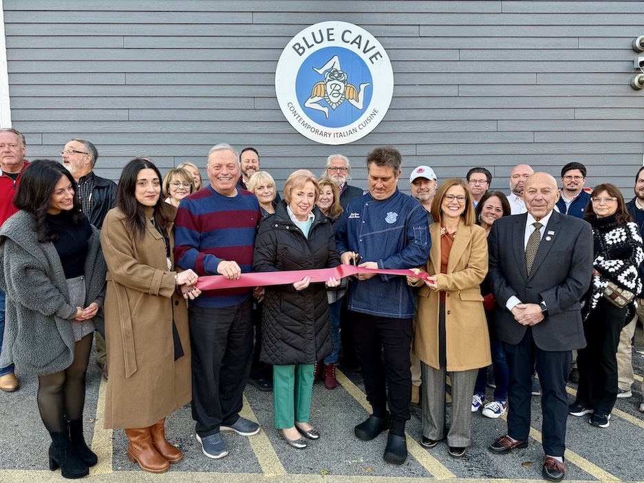 PHOTOS: Upward Niagara Chamber hosts ribbon-cuttings for Blue Cave ...