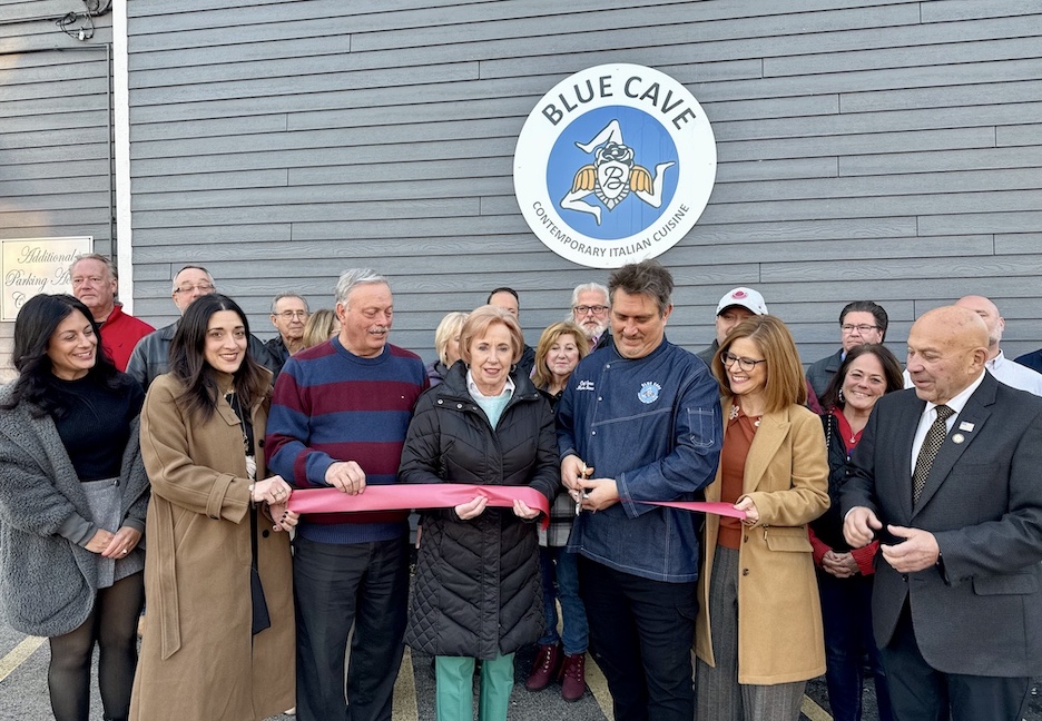 PHOTOS: Upward Niagara Chamber hosts ribbon-cuttings for Blue Cave ...