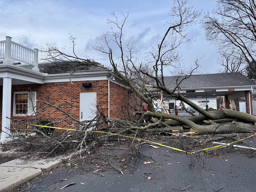 Windstorm damages Coppins