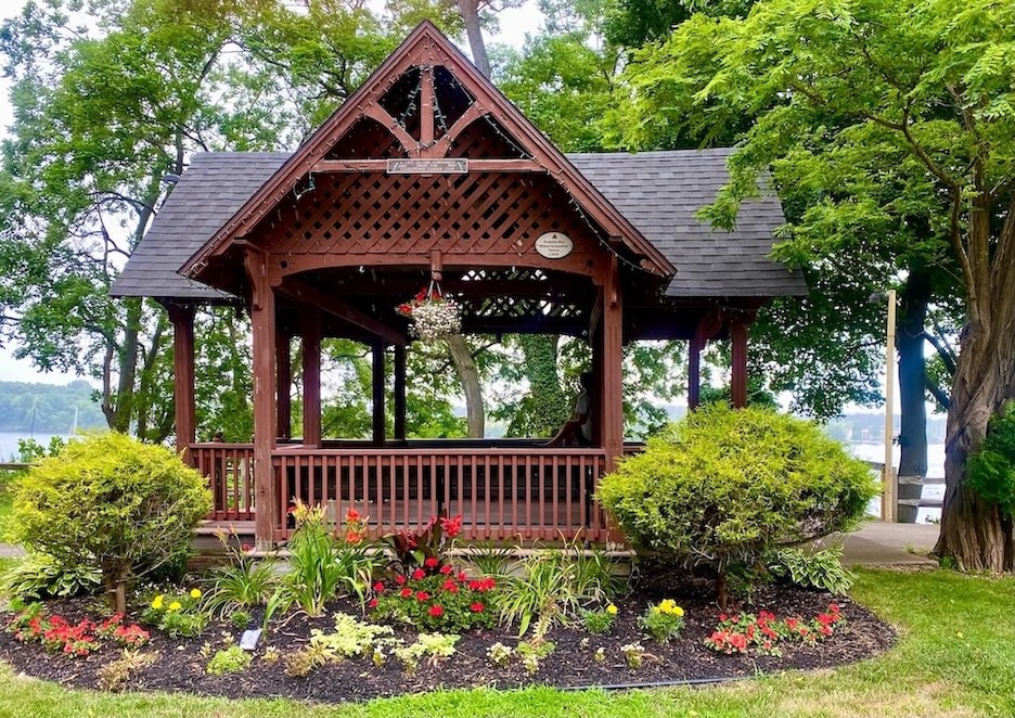 Youngstown Garden Club looks to renovate Main Street gazebo