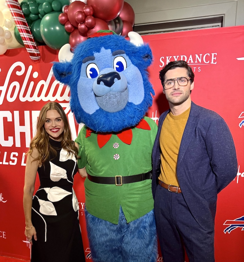 Buffalo fans will love 'Holiday Touchdown: A Bills Love Story'