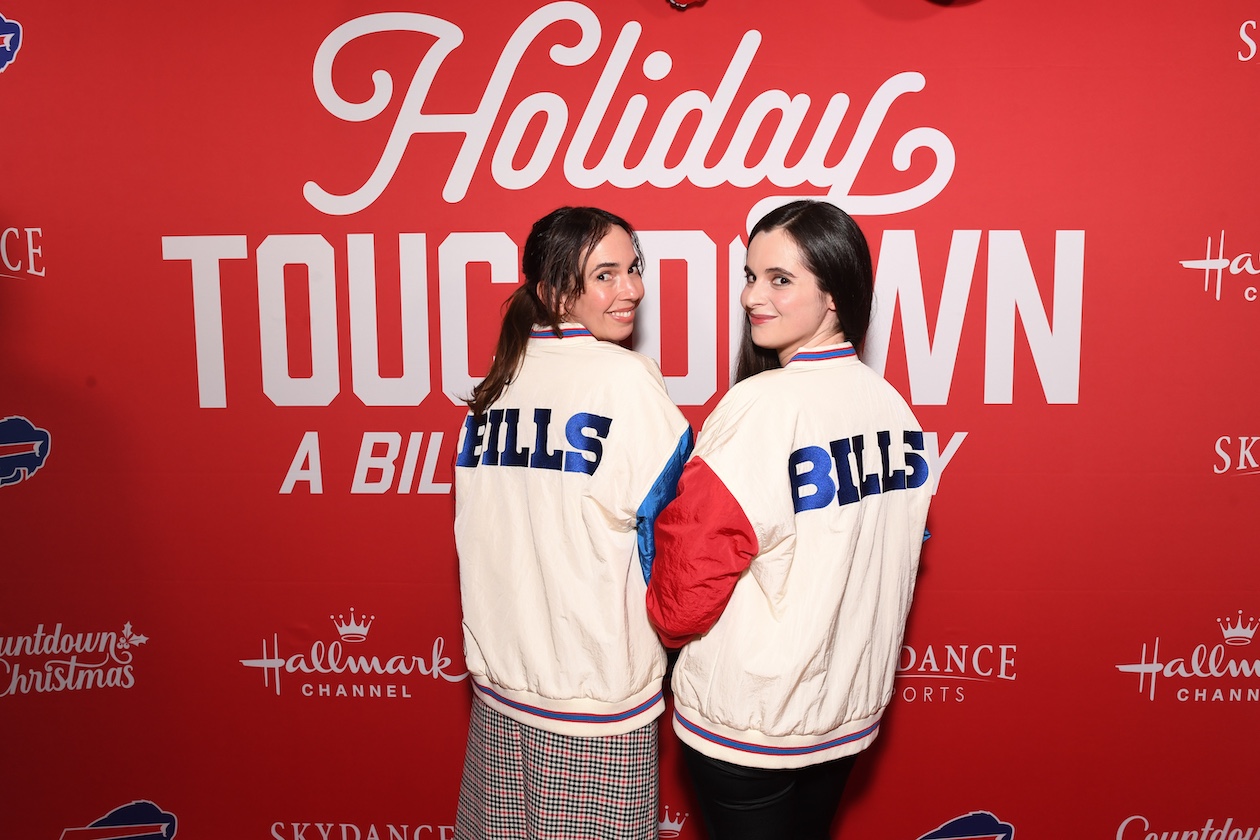 Buffalo fans will love 'Holiday Touchdown: A Bills Love Story'