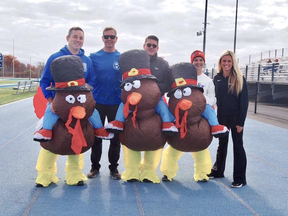 Running for a cause at 'Elementary Turkey Trot'