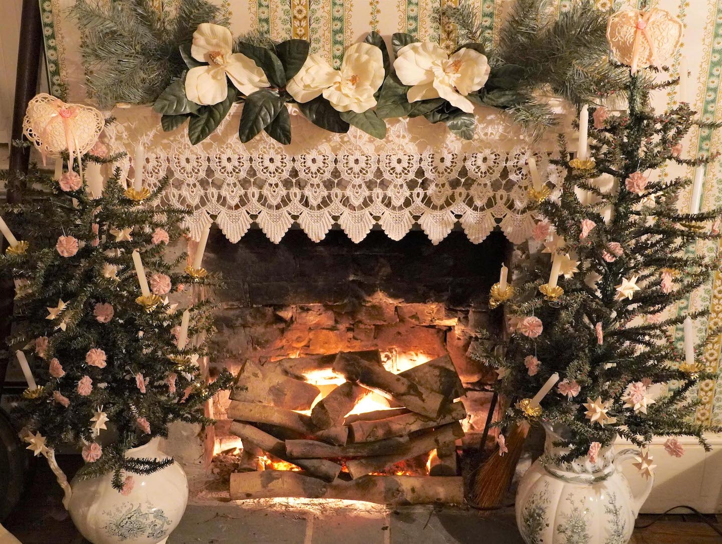 Holiday season comes to Historic Col. Bond House
