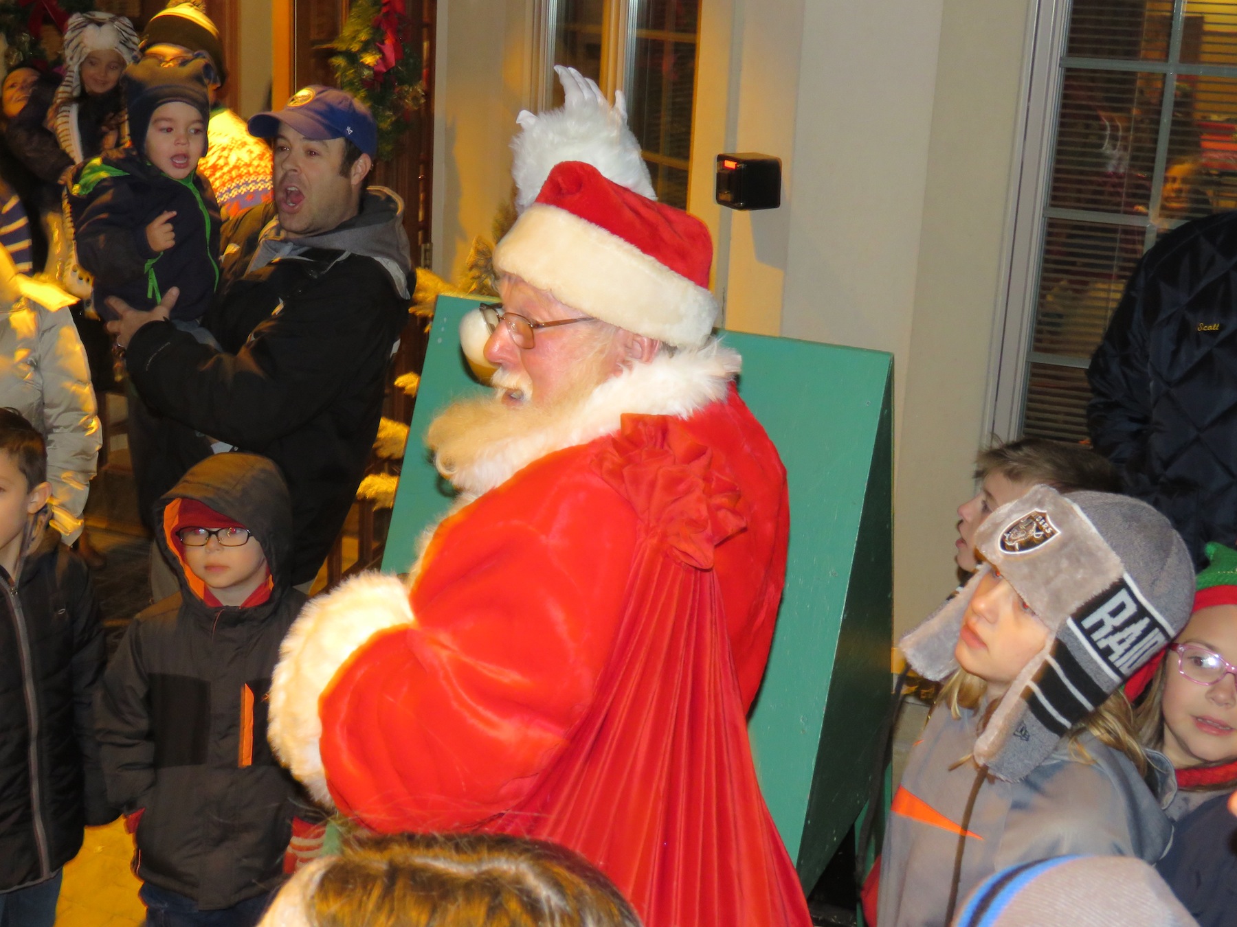 Town of Wheatfield lights up holiday season