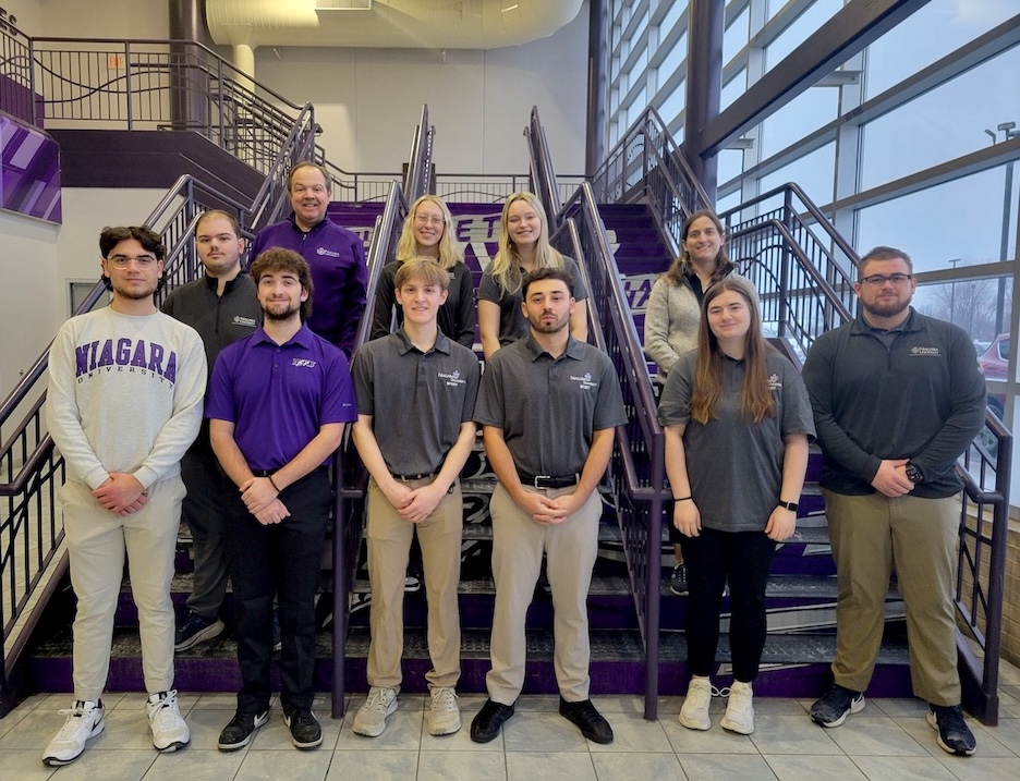9 Niagara University students score Super Bowl experience